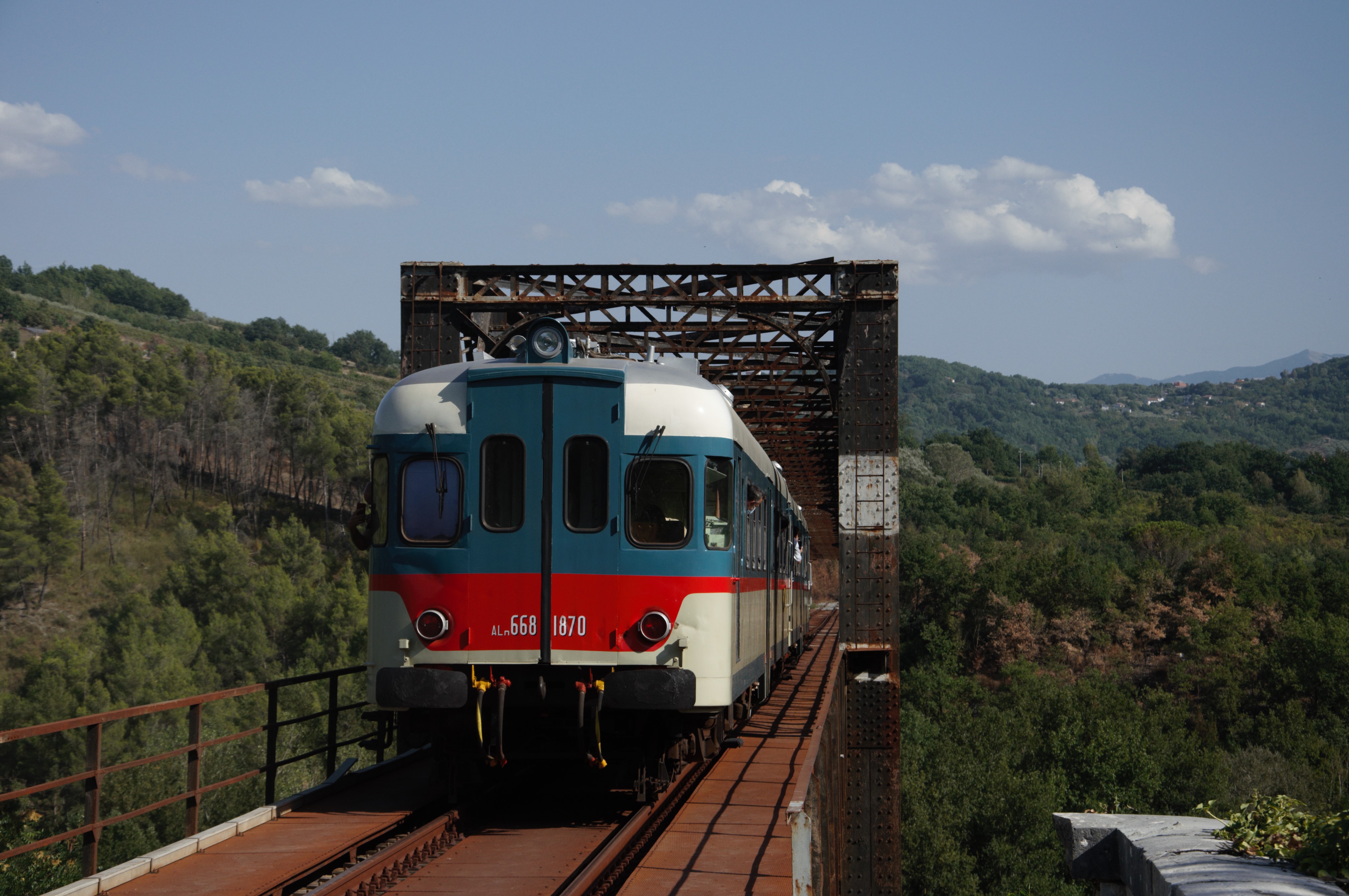 Irpinia Express: il treno del paesaggio